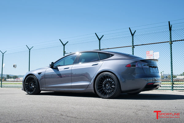 Midnight Silver Metallic Model S Plaid with 21" TS118 in Gloss Black b ...
