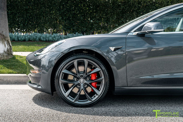 Midnight Silver Metallic Tesla Model 3 with Space Gray 20" TSS Flow Fo ...