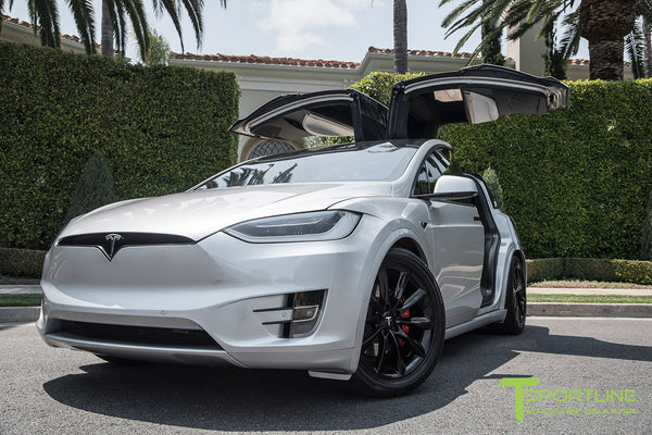 Silver Model X with 20" TST Tesla Wheel in Gloss Black 2 - T Sportline ...